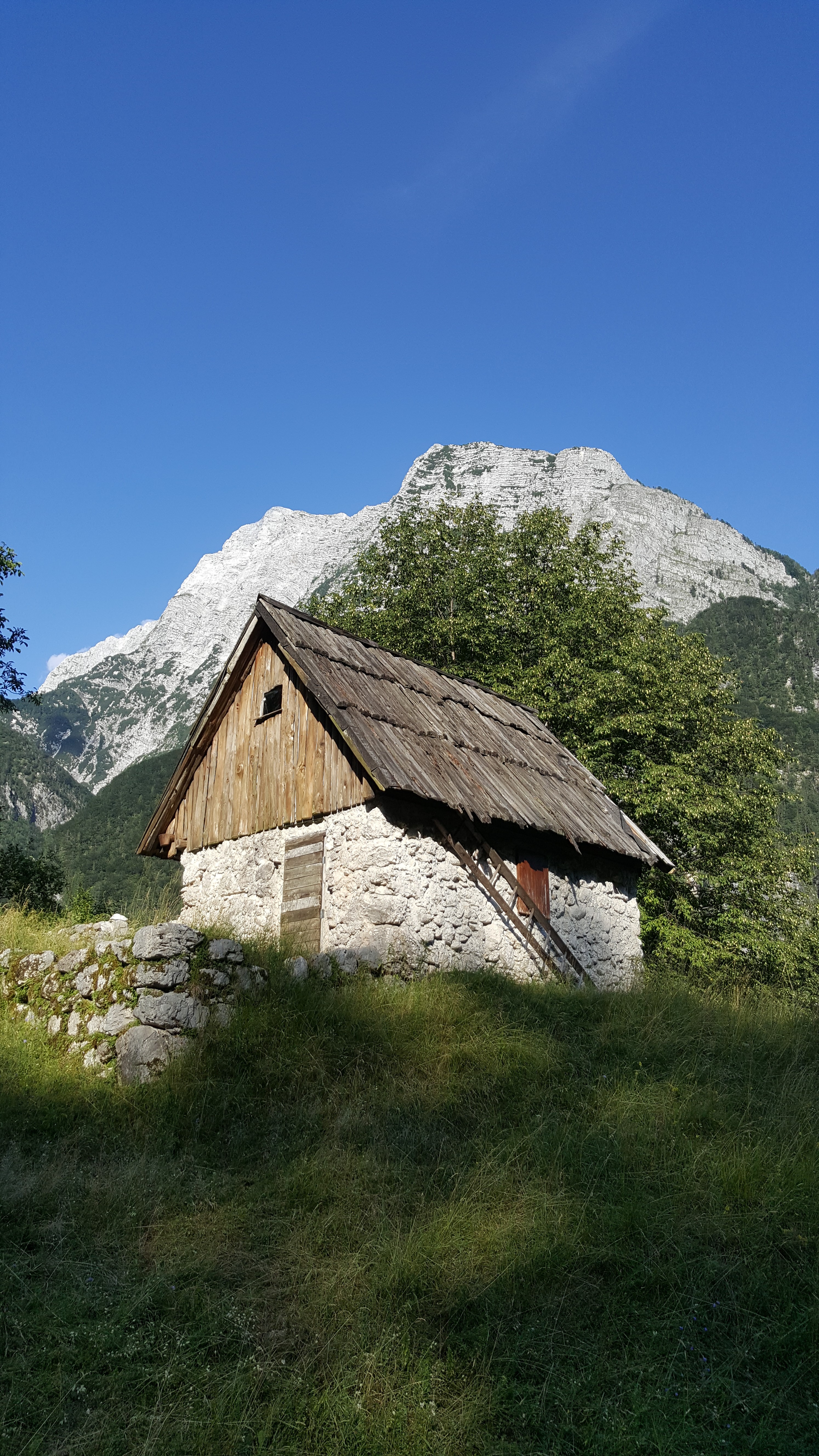 Cadarese, Yosesigo in Bele vode
